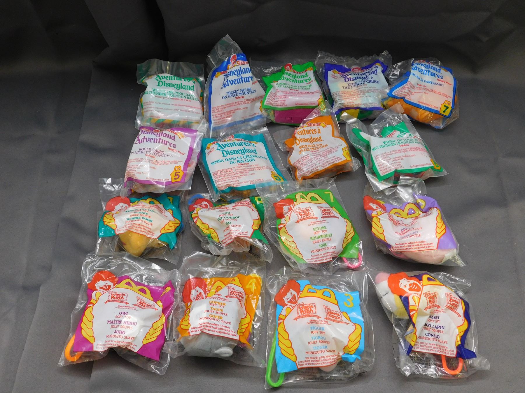 2 Sets of Happy Meal 1994 Disneyland Adventure & 1991 Winnie The Pooh ...