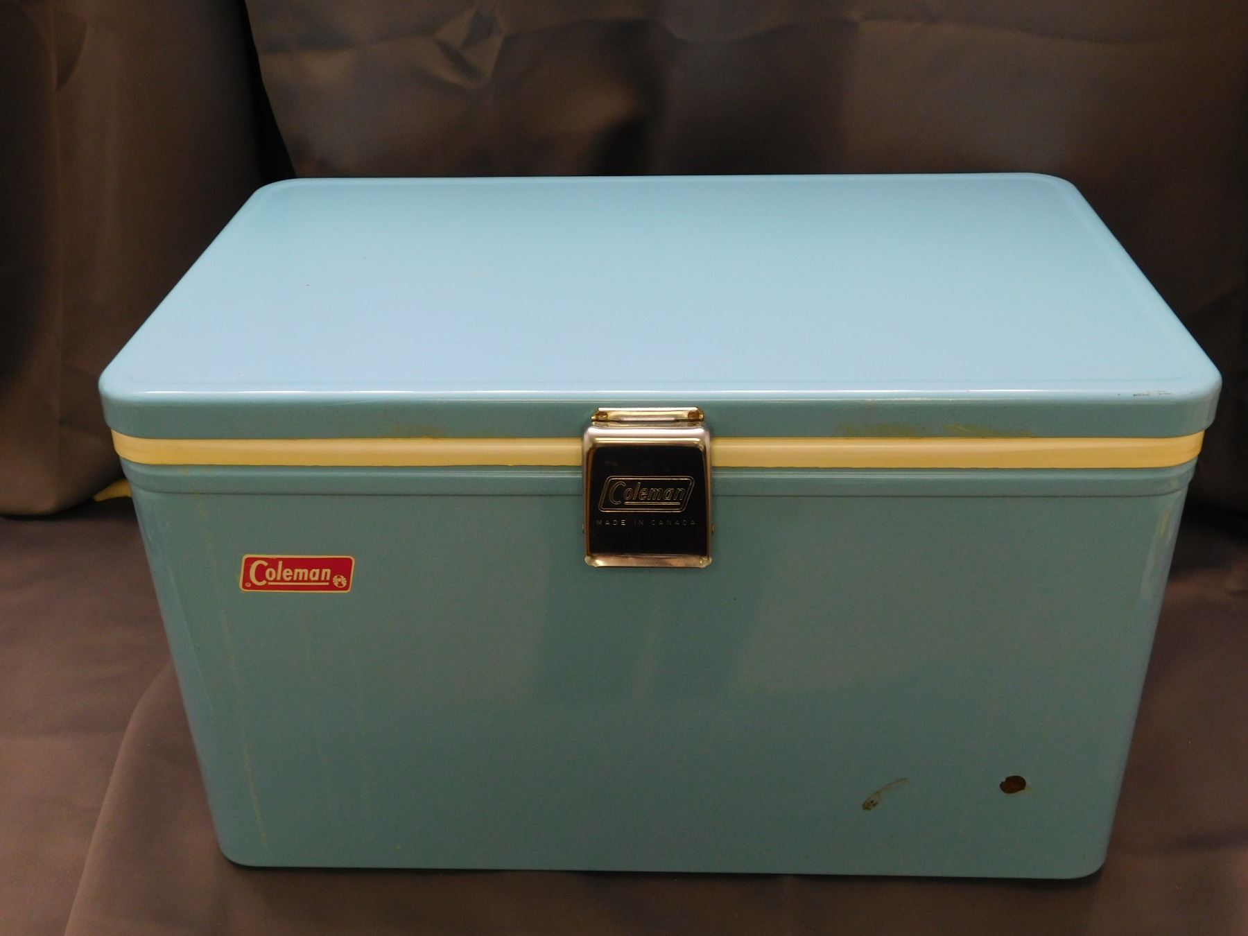 Vintage Coleman Cooler / Ice Box Light Blue