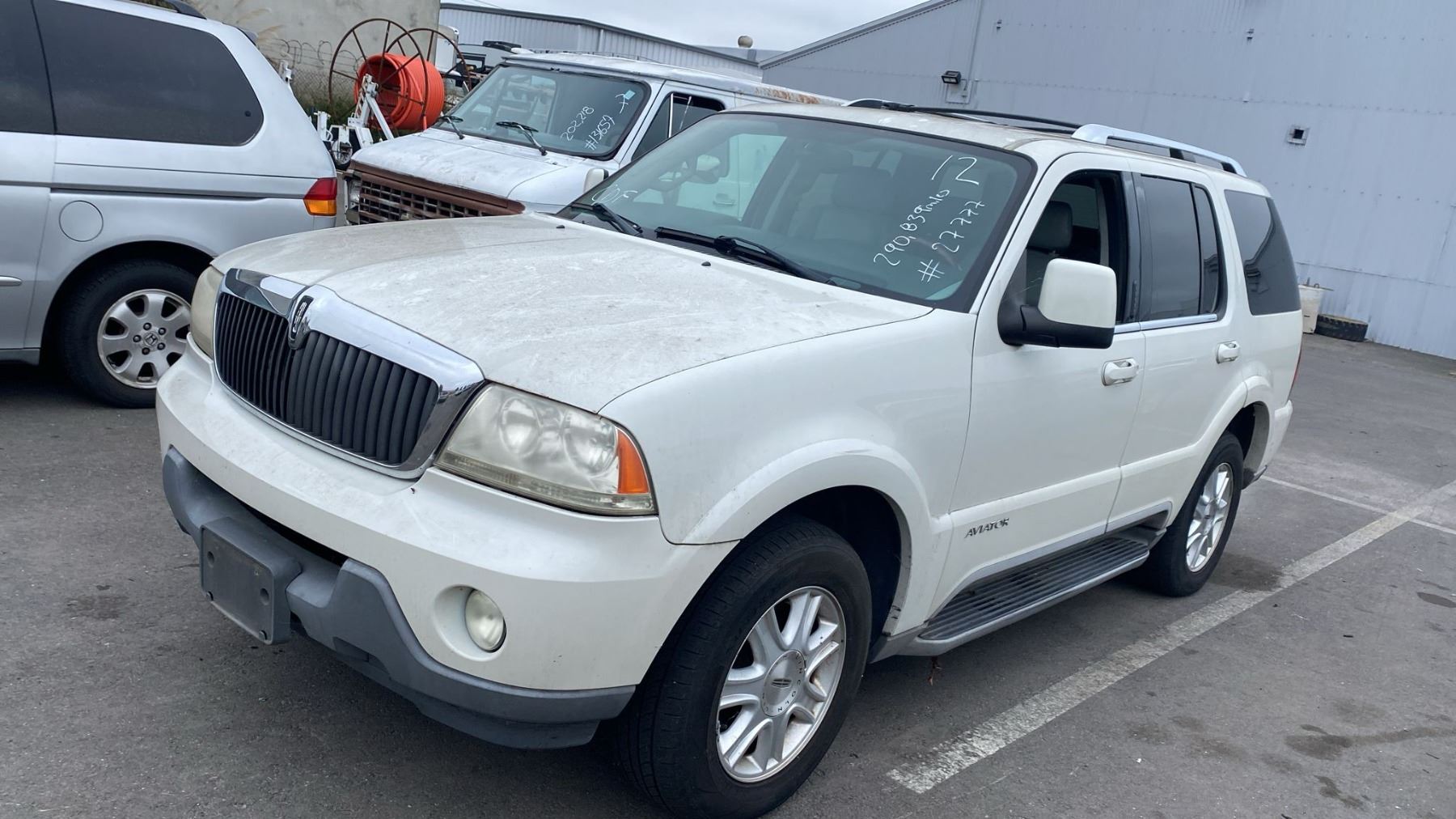 2004 Lincoln Aviator