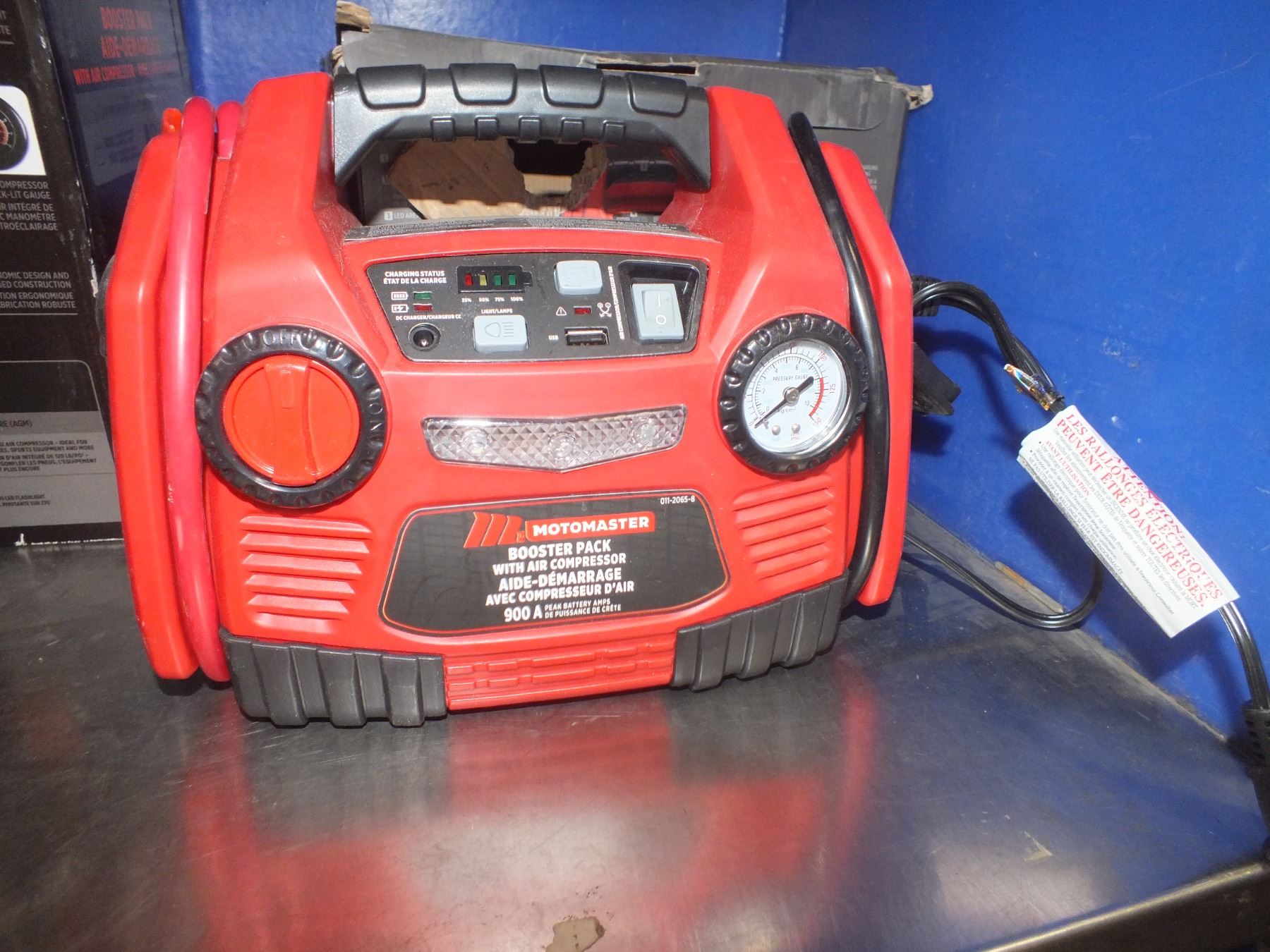 Motomaster Eliminator Booster Pack