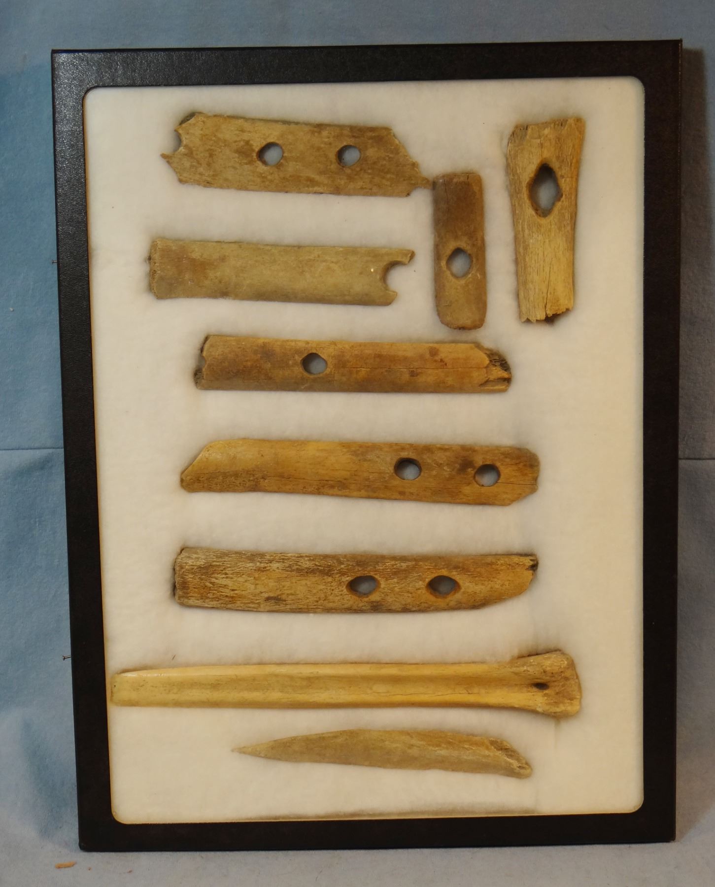 Native American Artifact Case: 9 Indian bone tools and 7 stone arrow ...