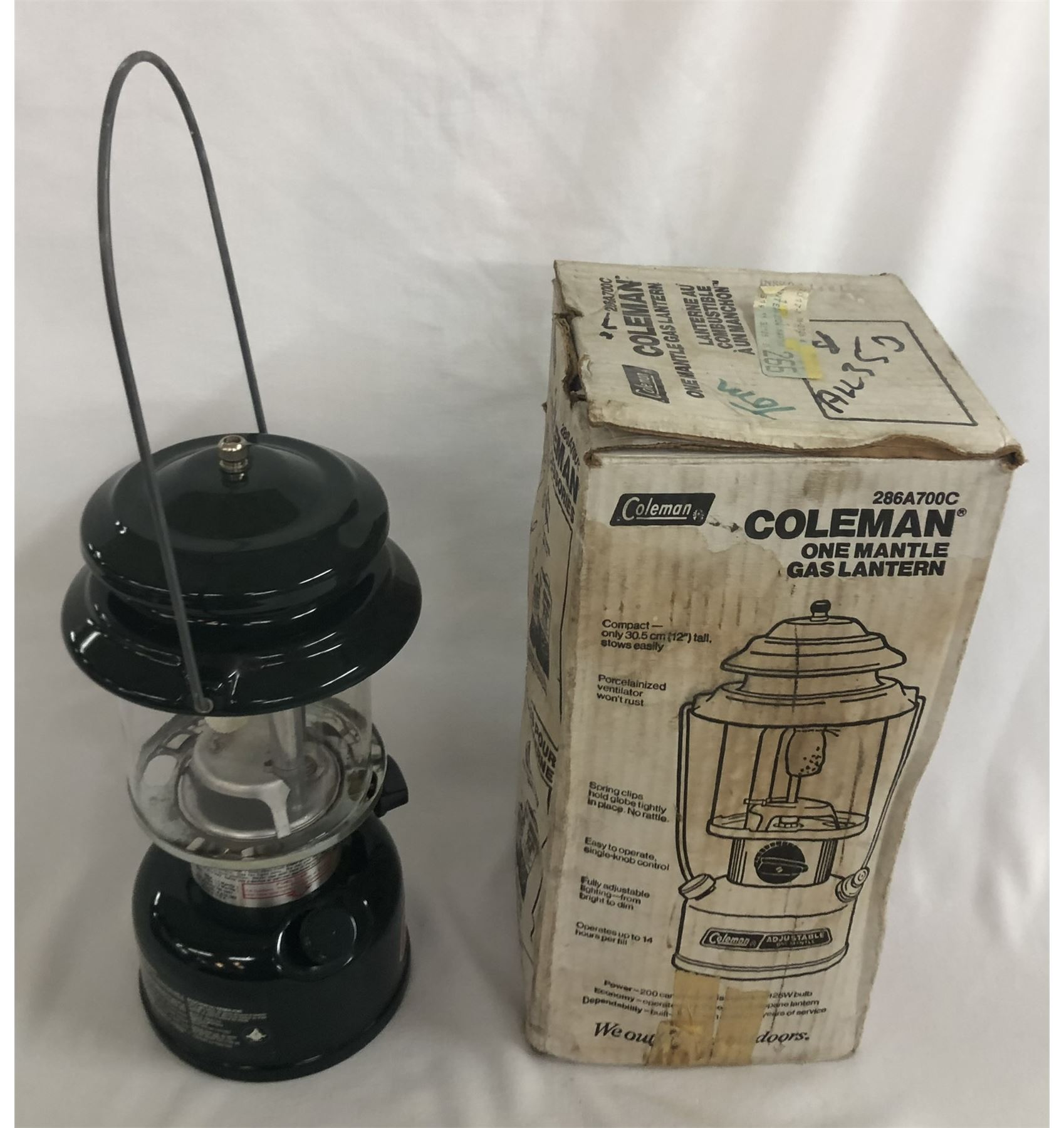Coleman Lantern Model 286A - with box