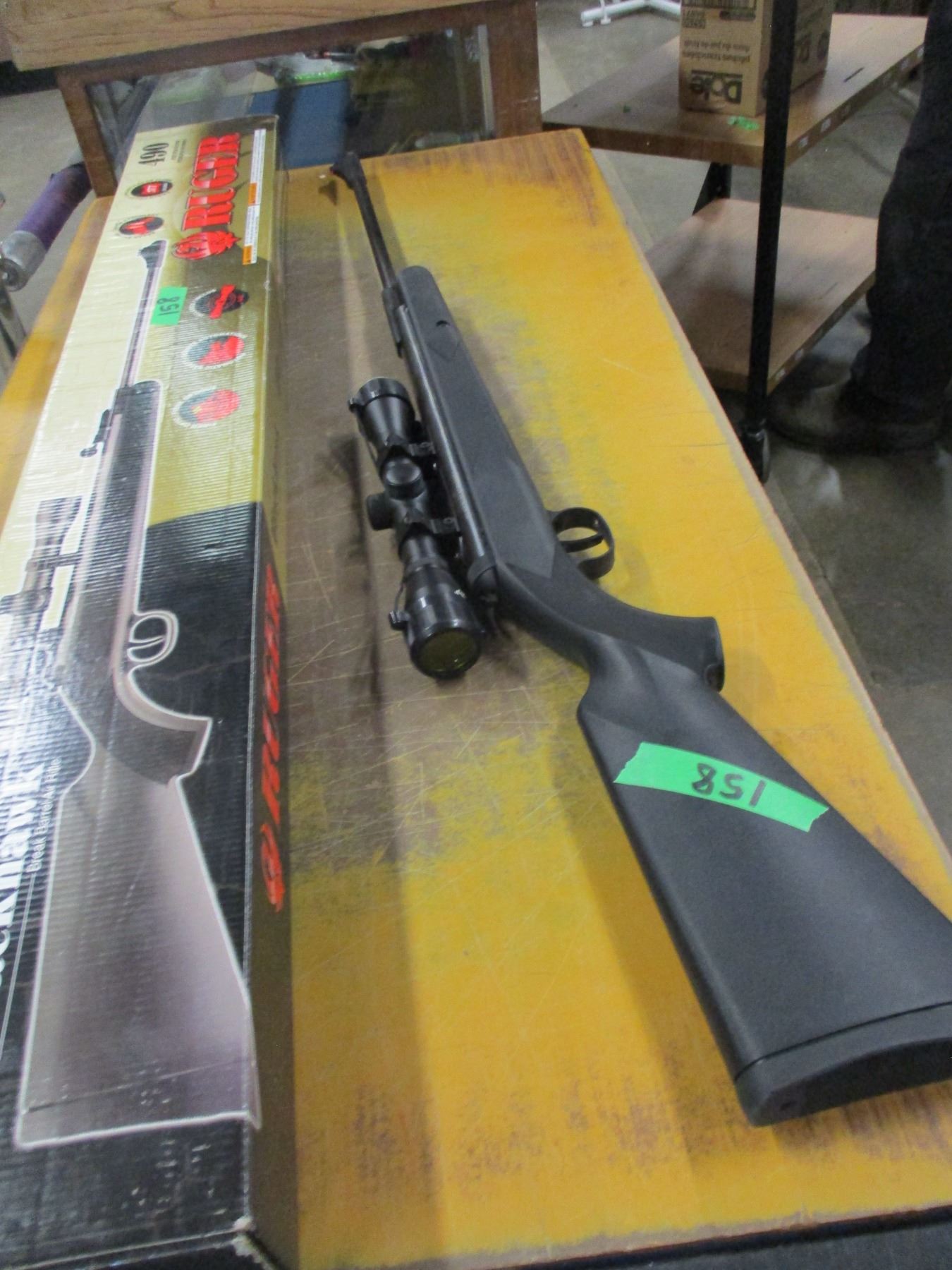 ESTATE: RUGER BLACK HAWK AIR RIFLE