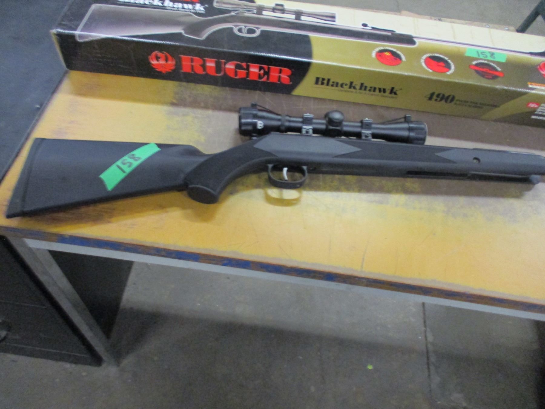 ESTATE: RUGER BLACK HAWK AIR RIFLE