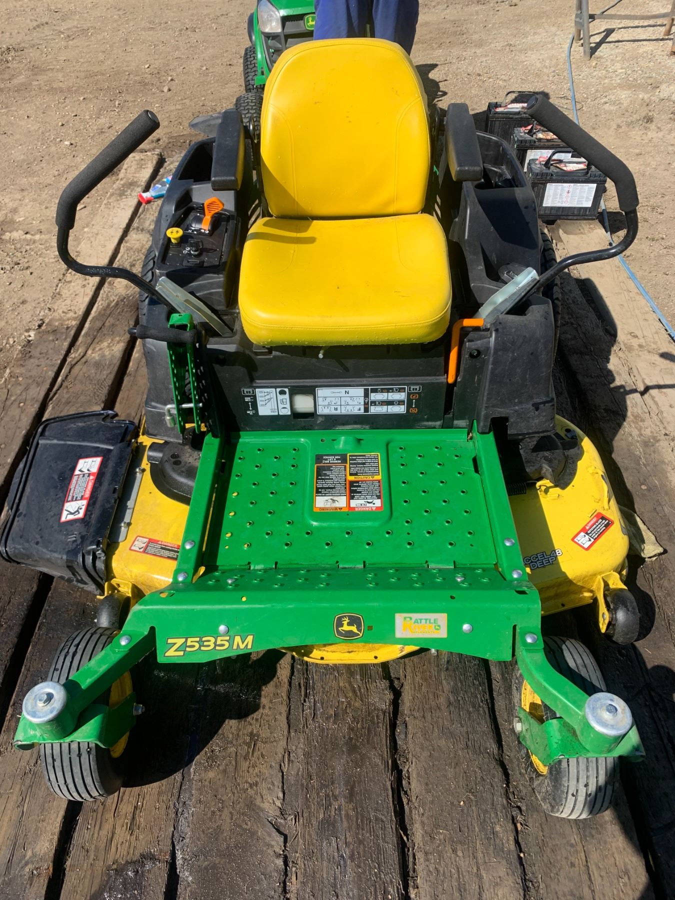 2018 JOHN DEERE Z535M ZERO TURN MOWER