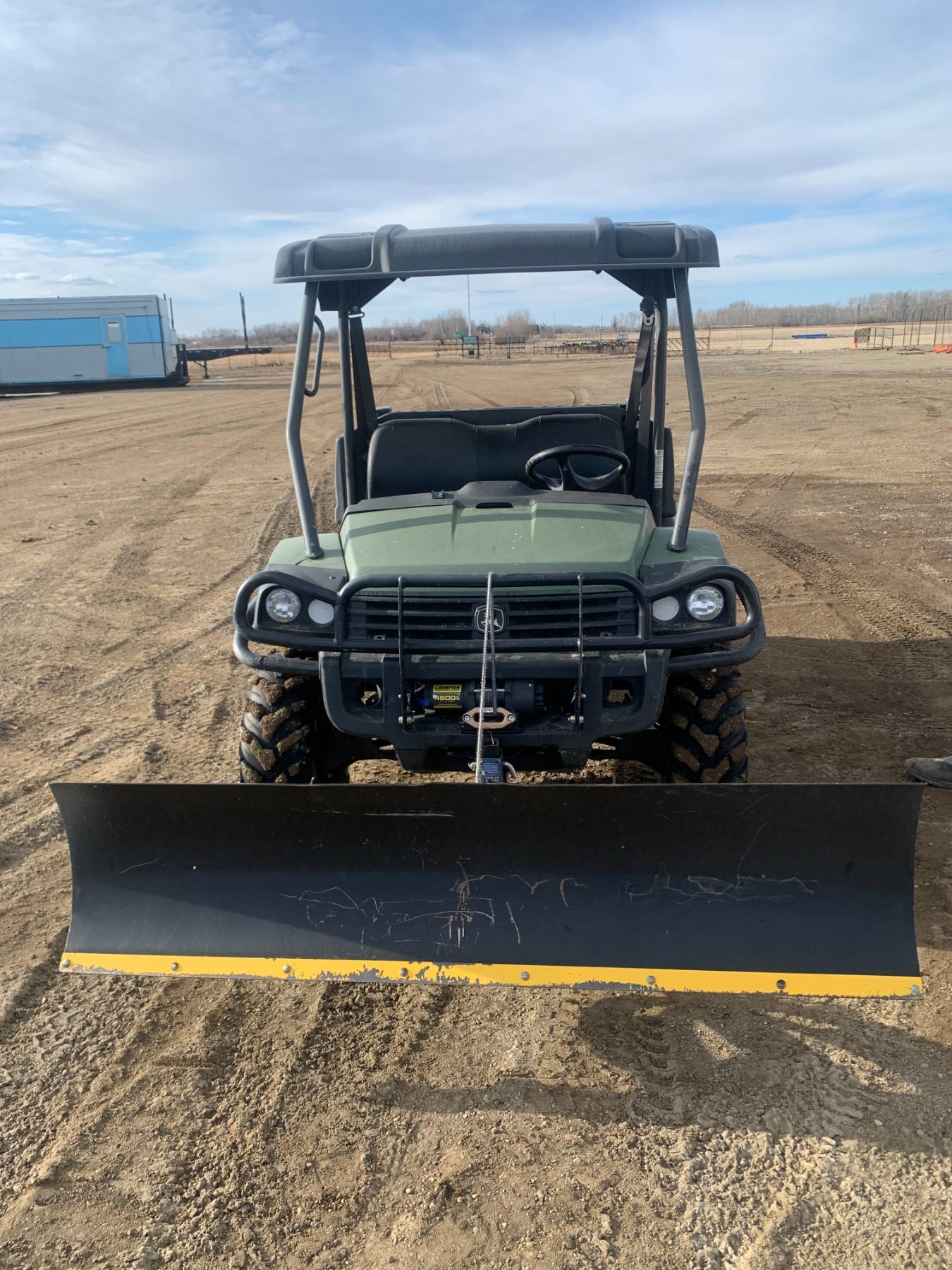 2012 JOHN DEERE 625I GATOR SIDE BY SIDE