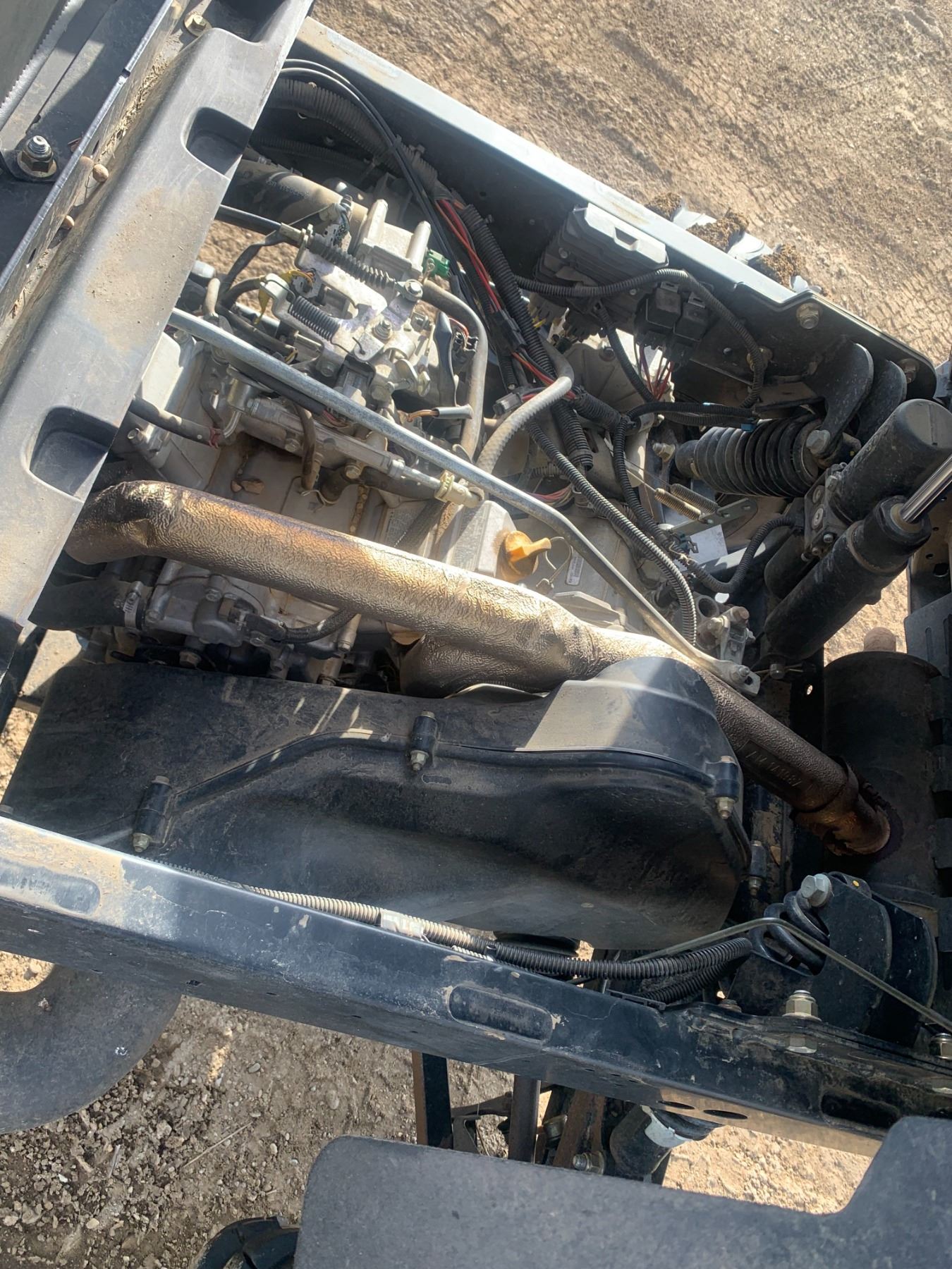 2012 JOHN DEERE 625I GATOR SIDE BY SIDE