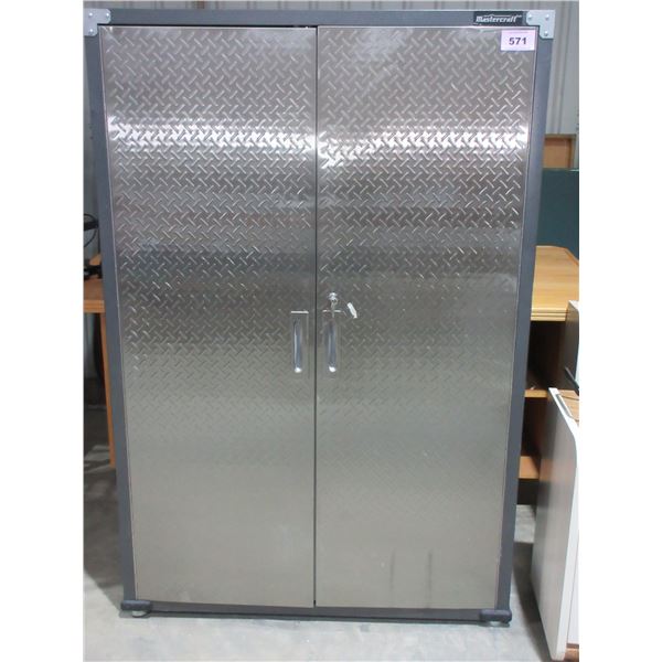 MASTERCRAFT STORAGE CABINET & KEYS (SHELVES INSIDE)