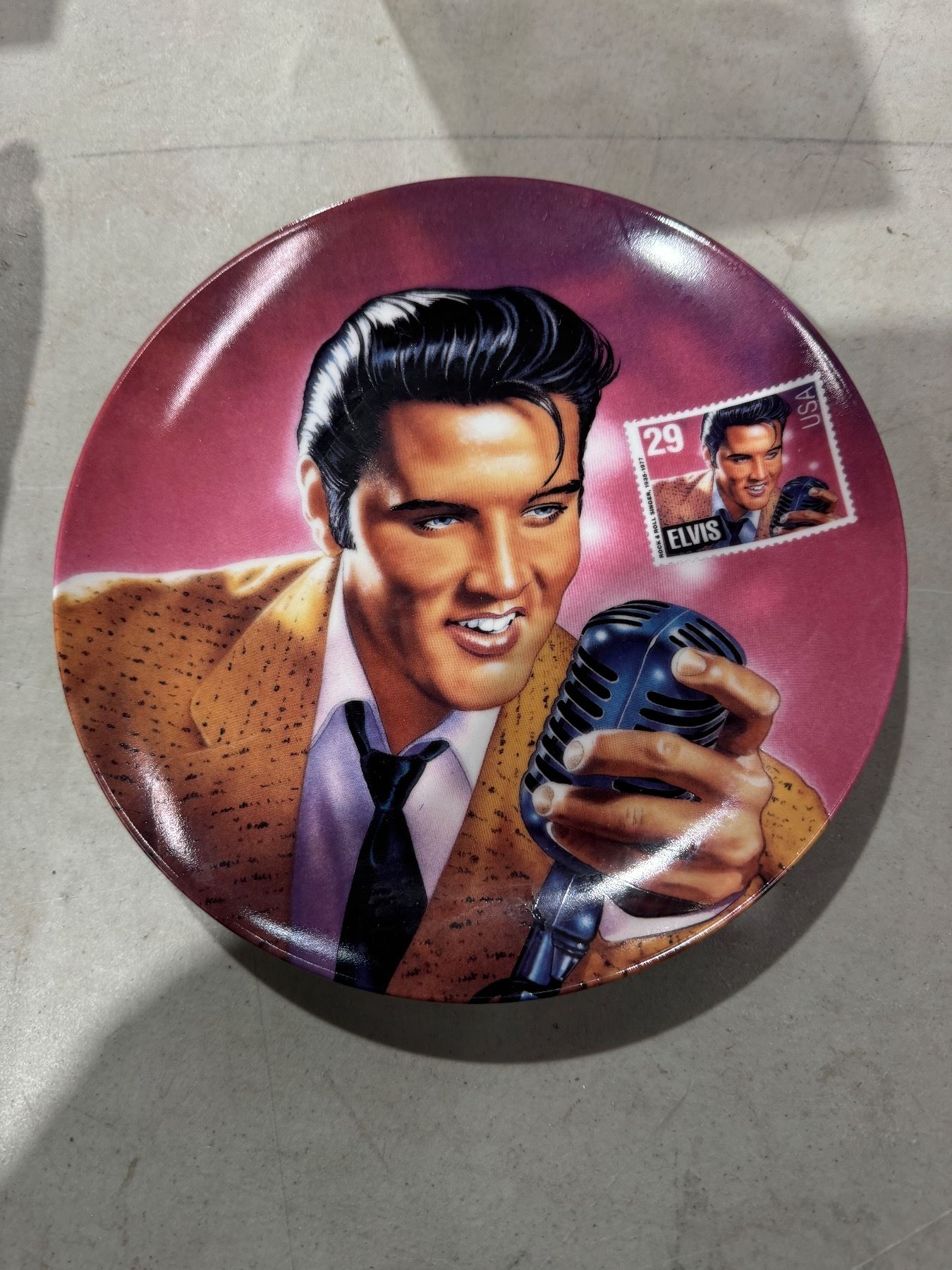 Elvis collector plate