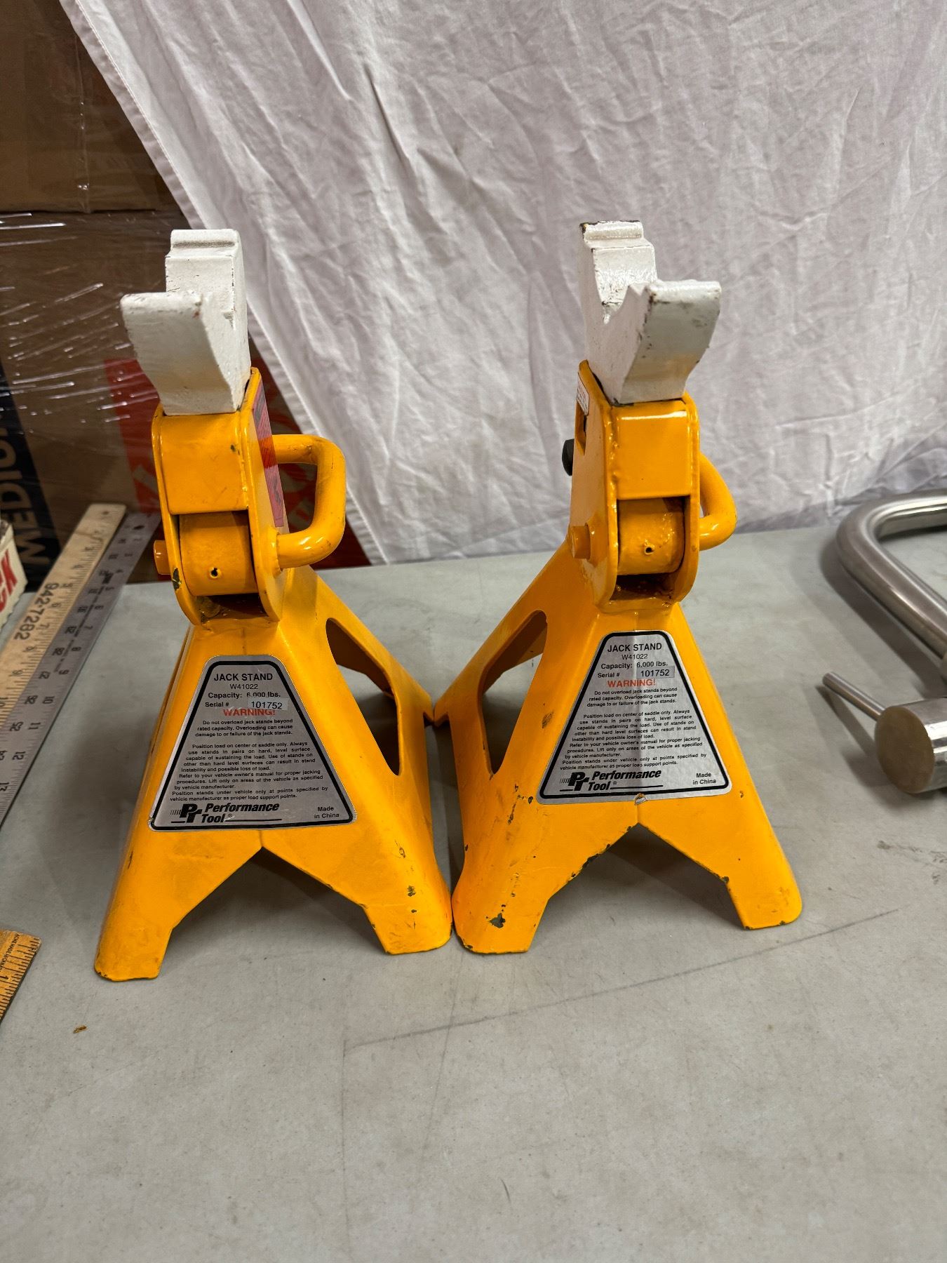 Jack stands 6,000lbs capacity