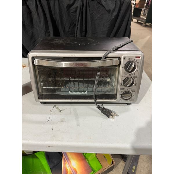 Black and decker toaster oven