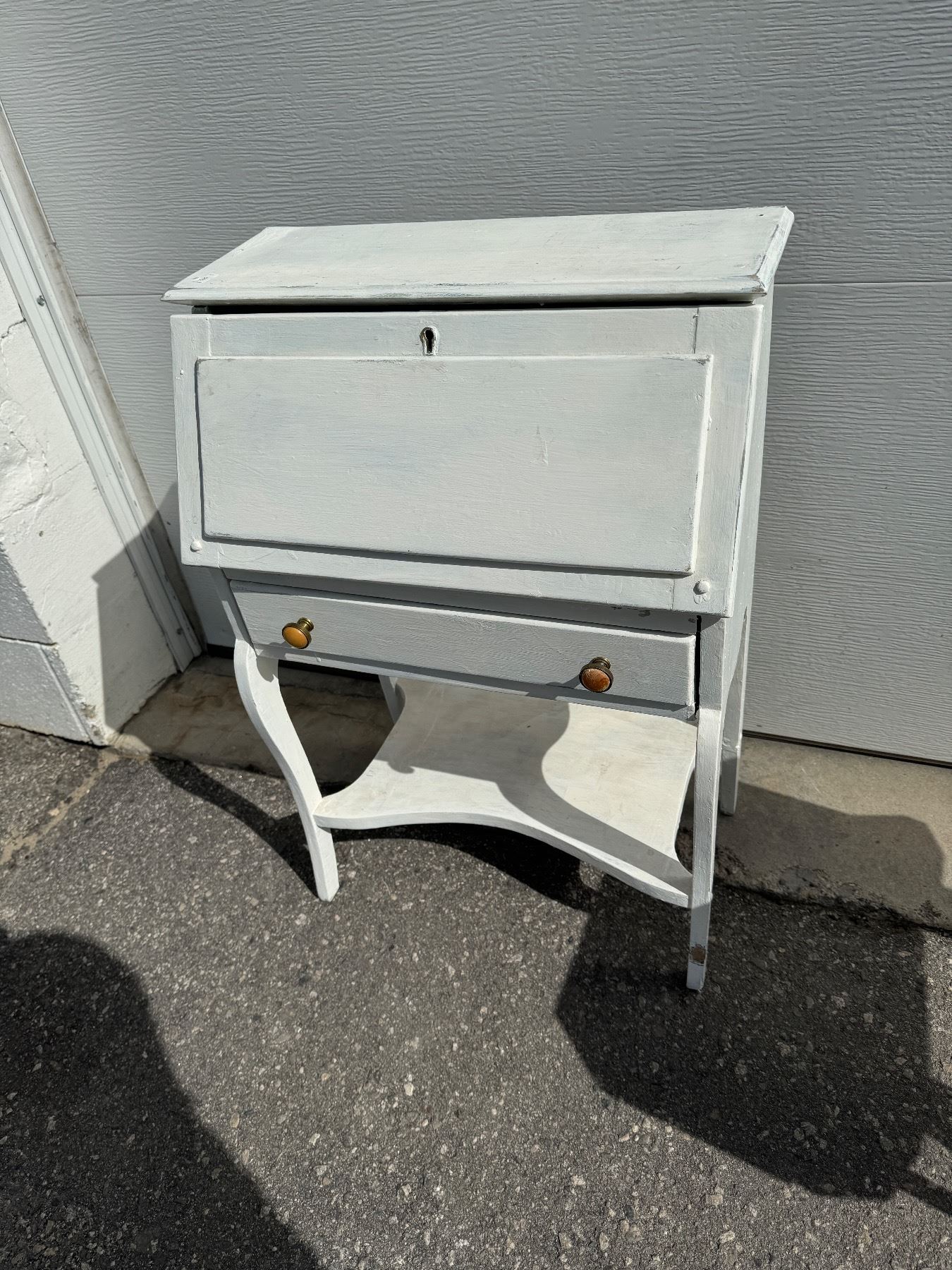 Folding desk needs tlc