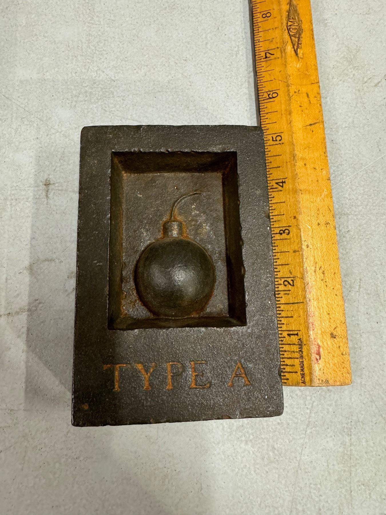 Type a wall decor metal