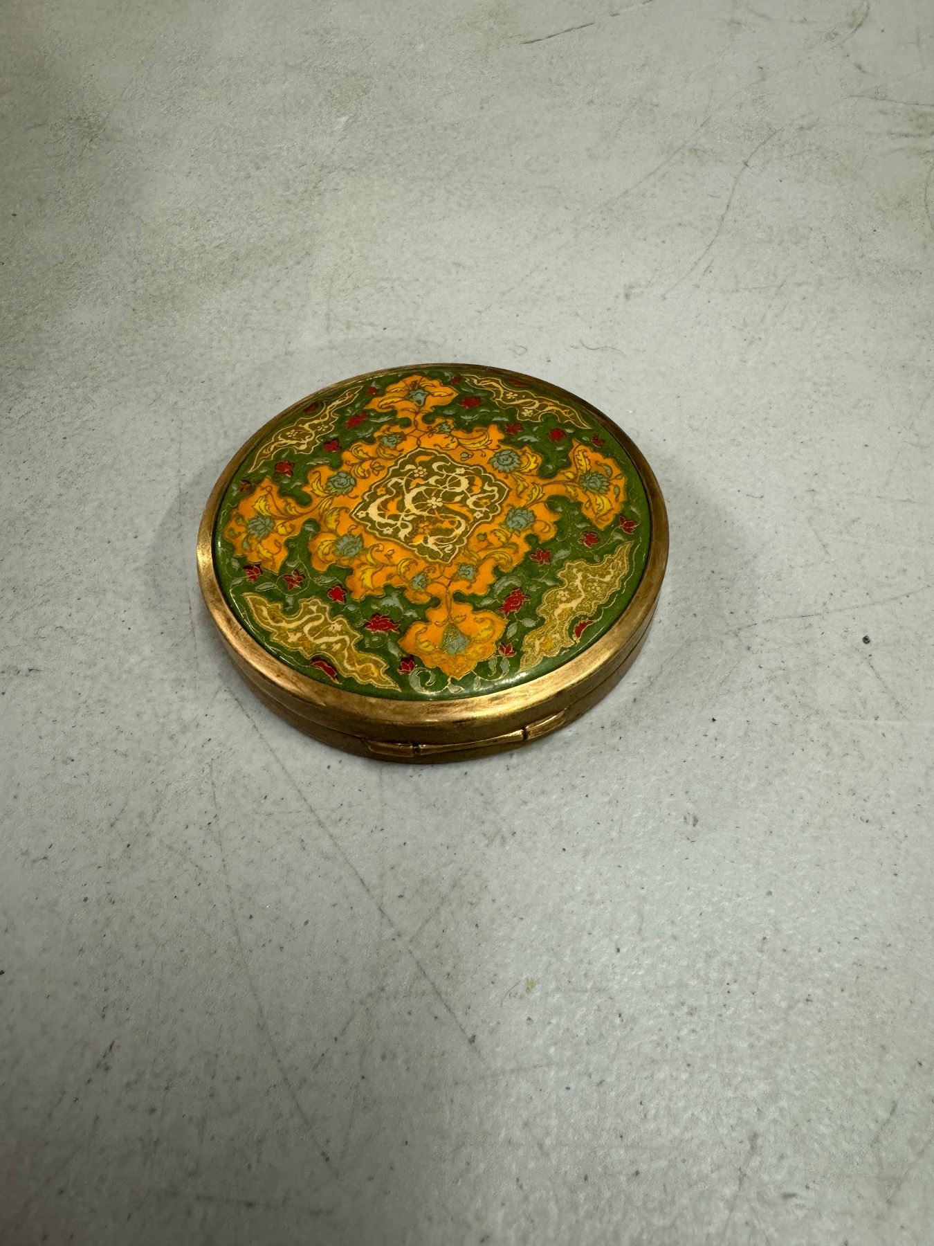 Coty New York compact