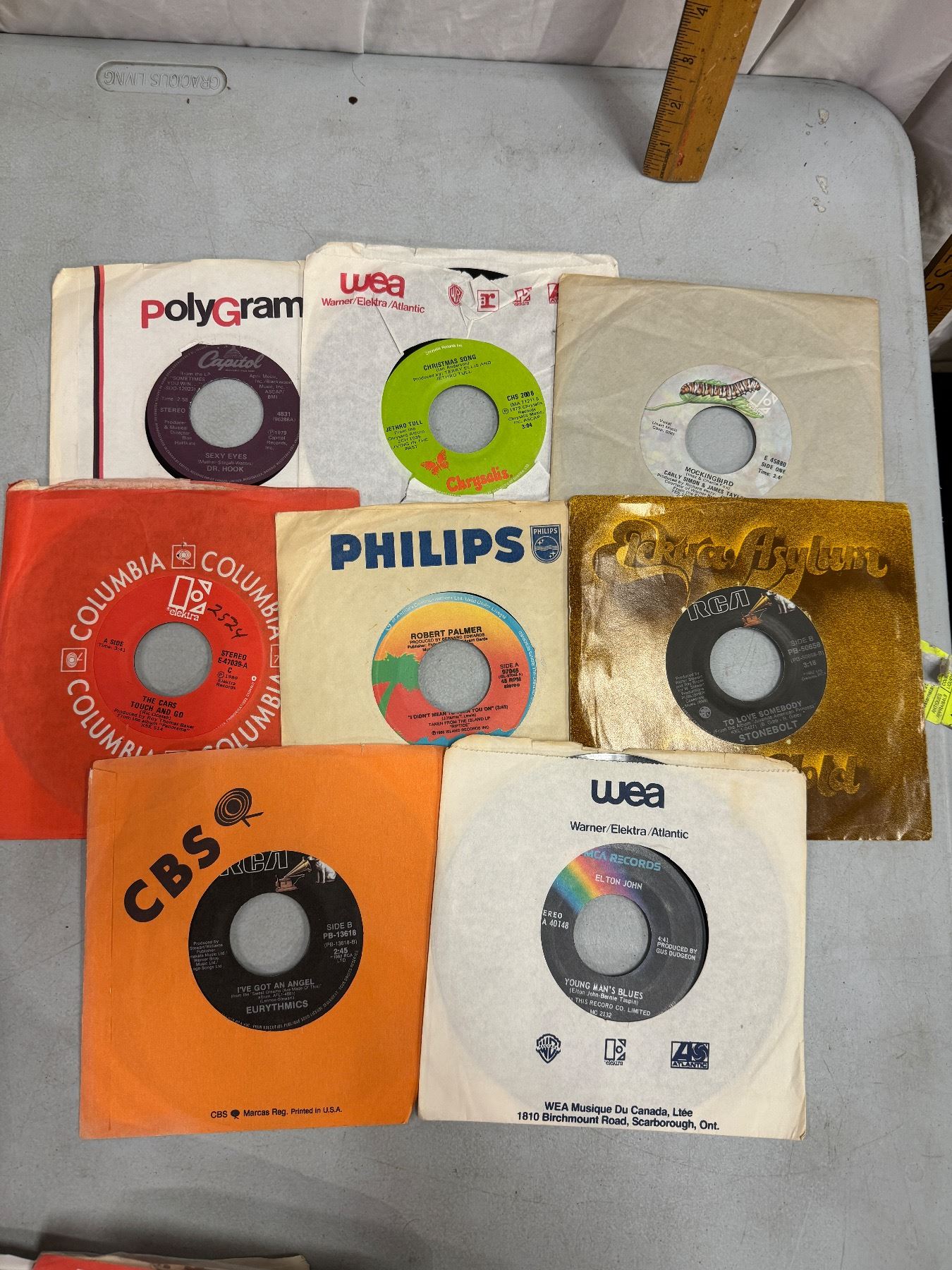 8 records 45's