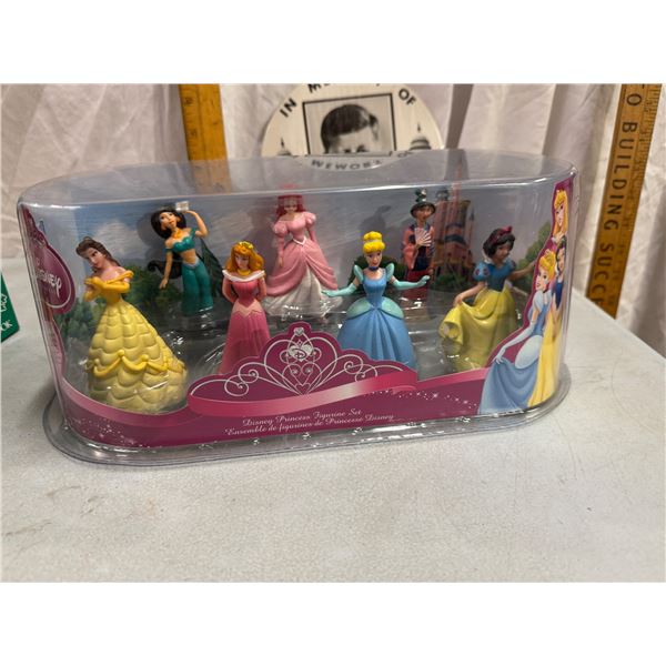Disney princess figurine set