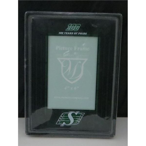 NEW Saskatchewan Roughriders CFL Stained Glass Picture Frame 4"x6"