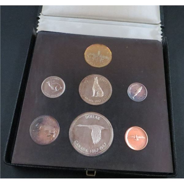 1967 Canada Commemorative Royal Canadian Mint Coin Set in Specimen Case with 1992 Loonie $1 Dollar