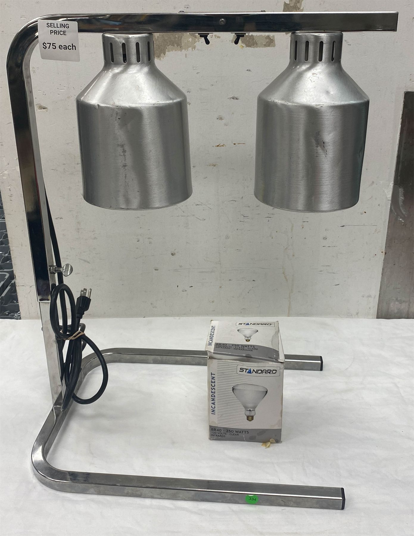 DUAL HEAT LAMP STAND W/ EXTRA BULB