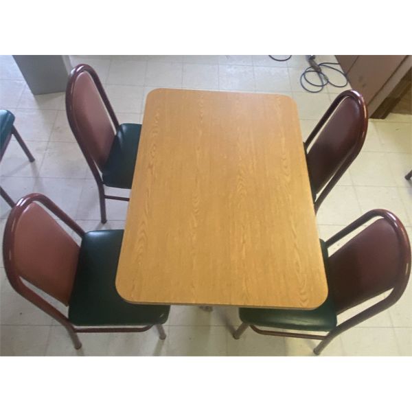 CAFE STYLE TABLE AND 4 CHAIRS