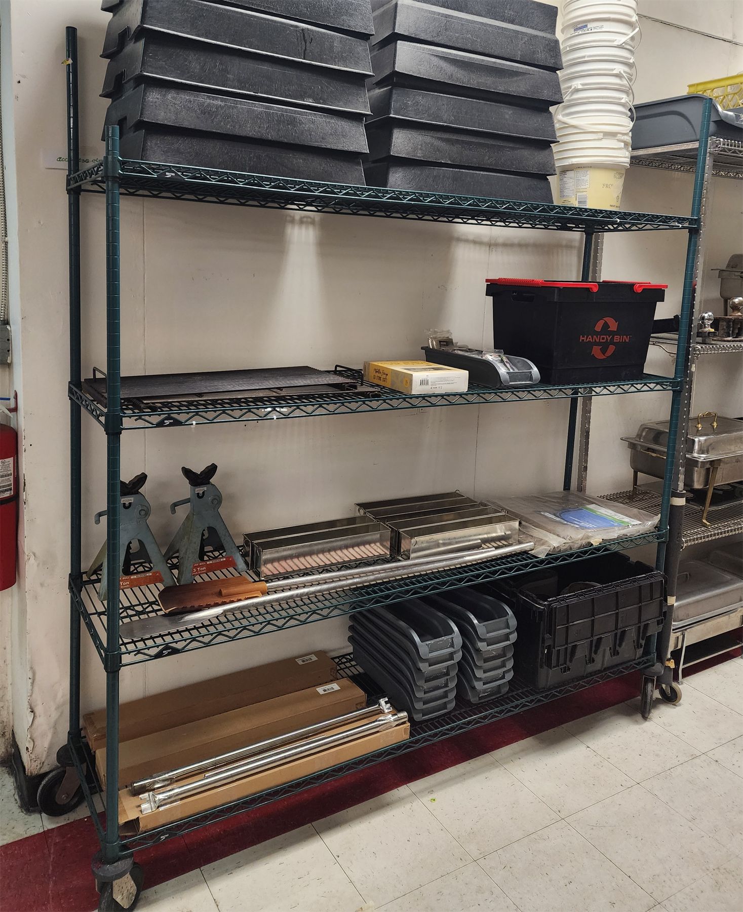 ROLLING UTILITY RACK