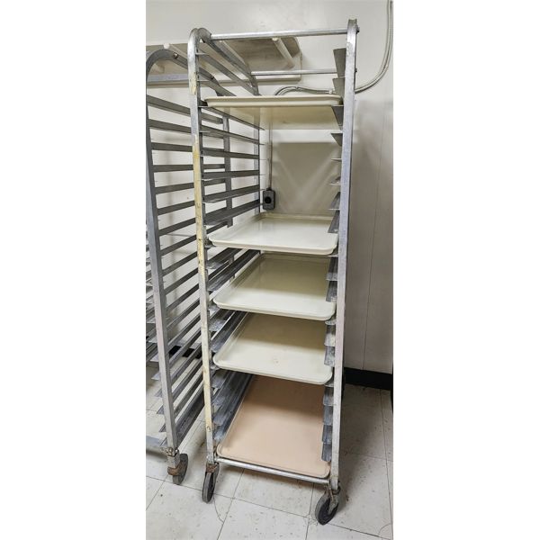 ROLLING BAKING RACK
