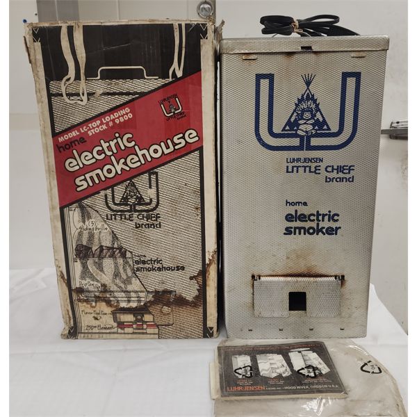 LITTLE-CHIEF ELECTRIC SMOKEHOUSE