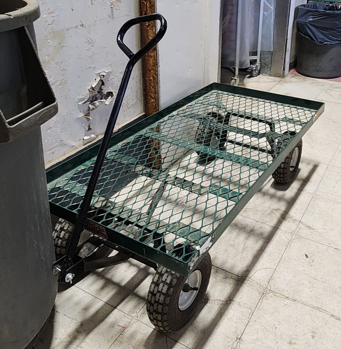 MILLSIDE GREEN METAL UTILITY CART