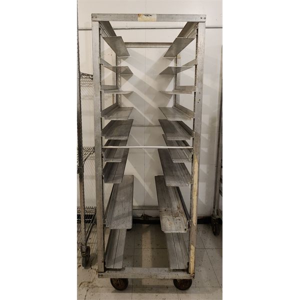 ROLLING BAKING RACK W/ WXTRA SHELVES