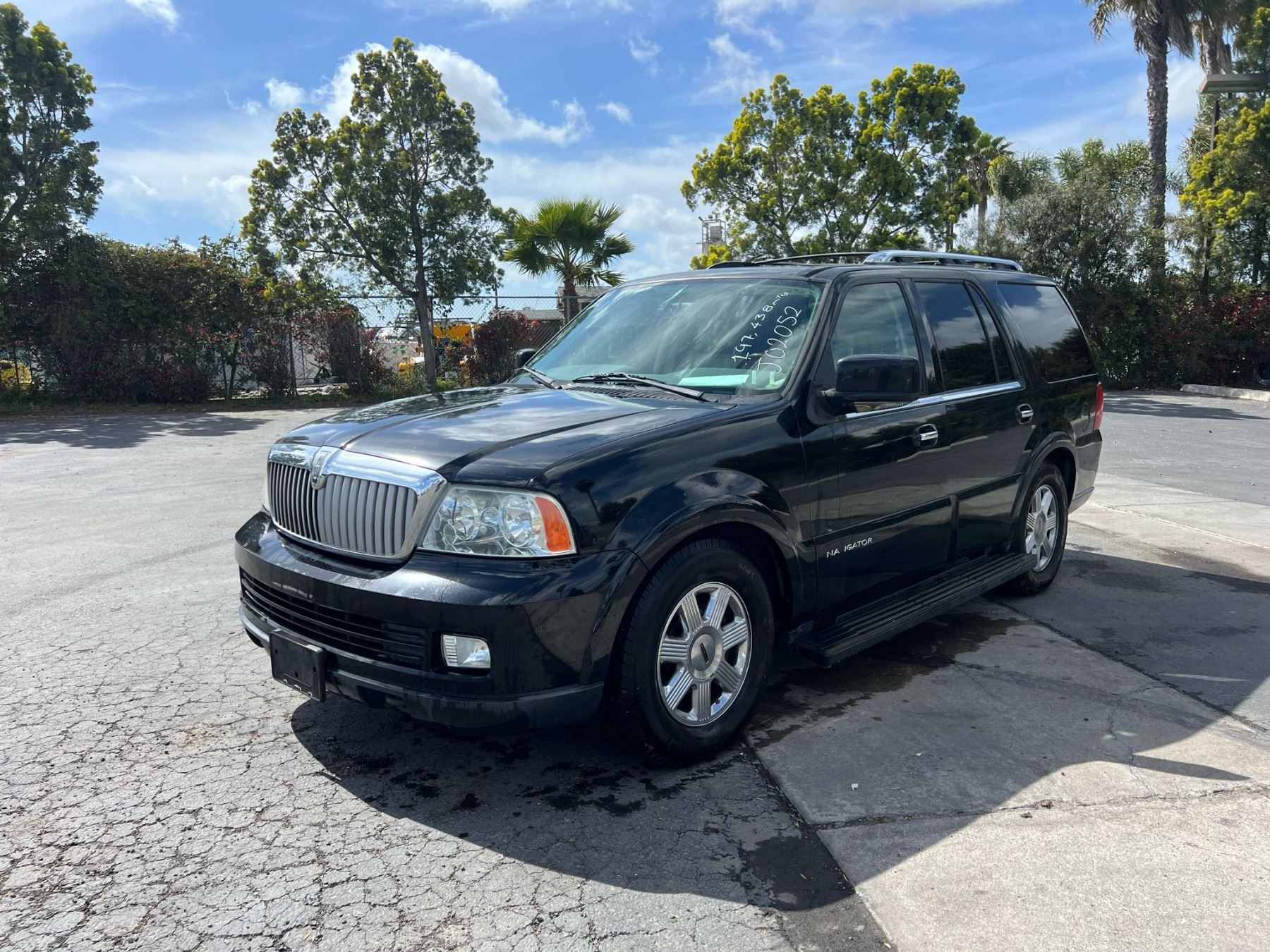 2005 Lincoln Navigator