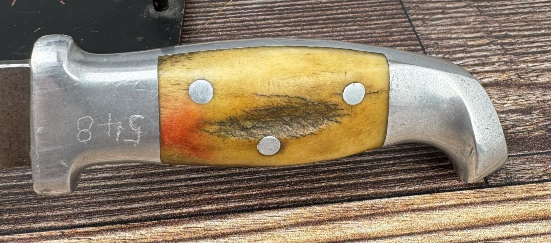Rudy RH Ruana Bonner Montana Asterix Stamp Knife
