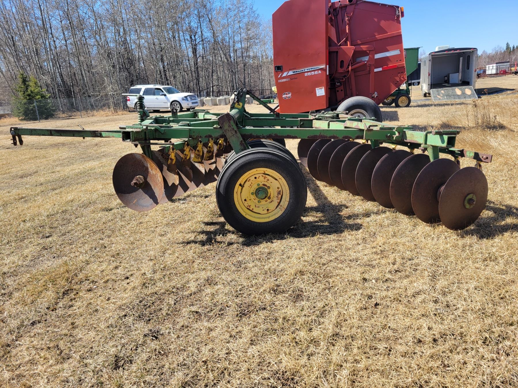 JD approx, 13 ft tandem disc, approx. 20 JD approx, 13 ft tandem disc, approx. 20