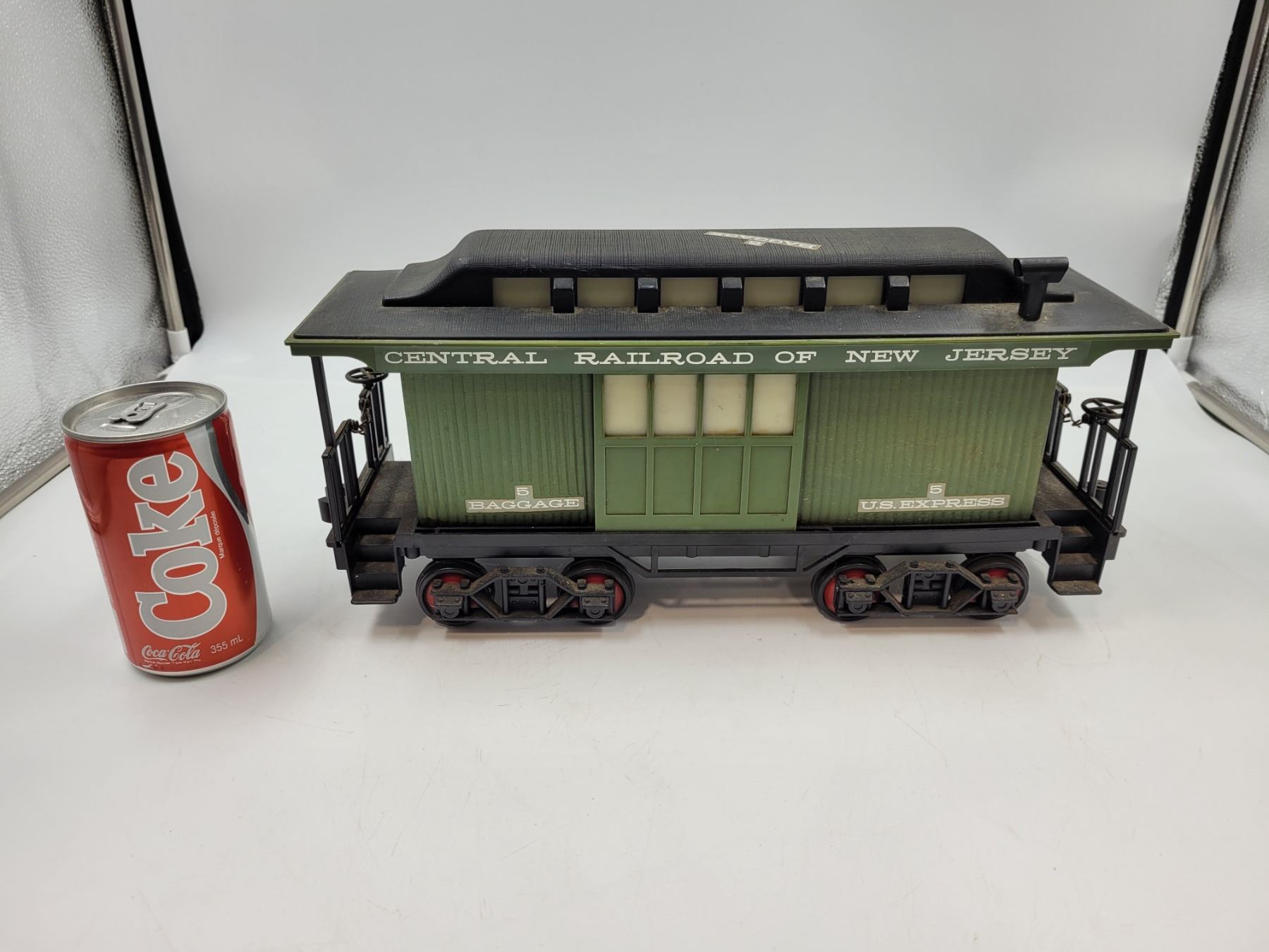 Vintage Liquor-holding Train with Kentucky Straight Bourbon Whiskey