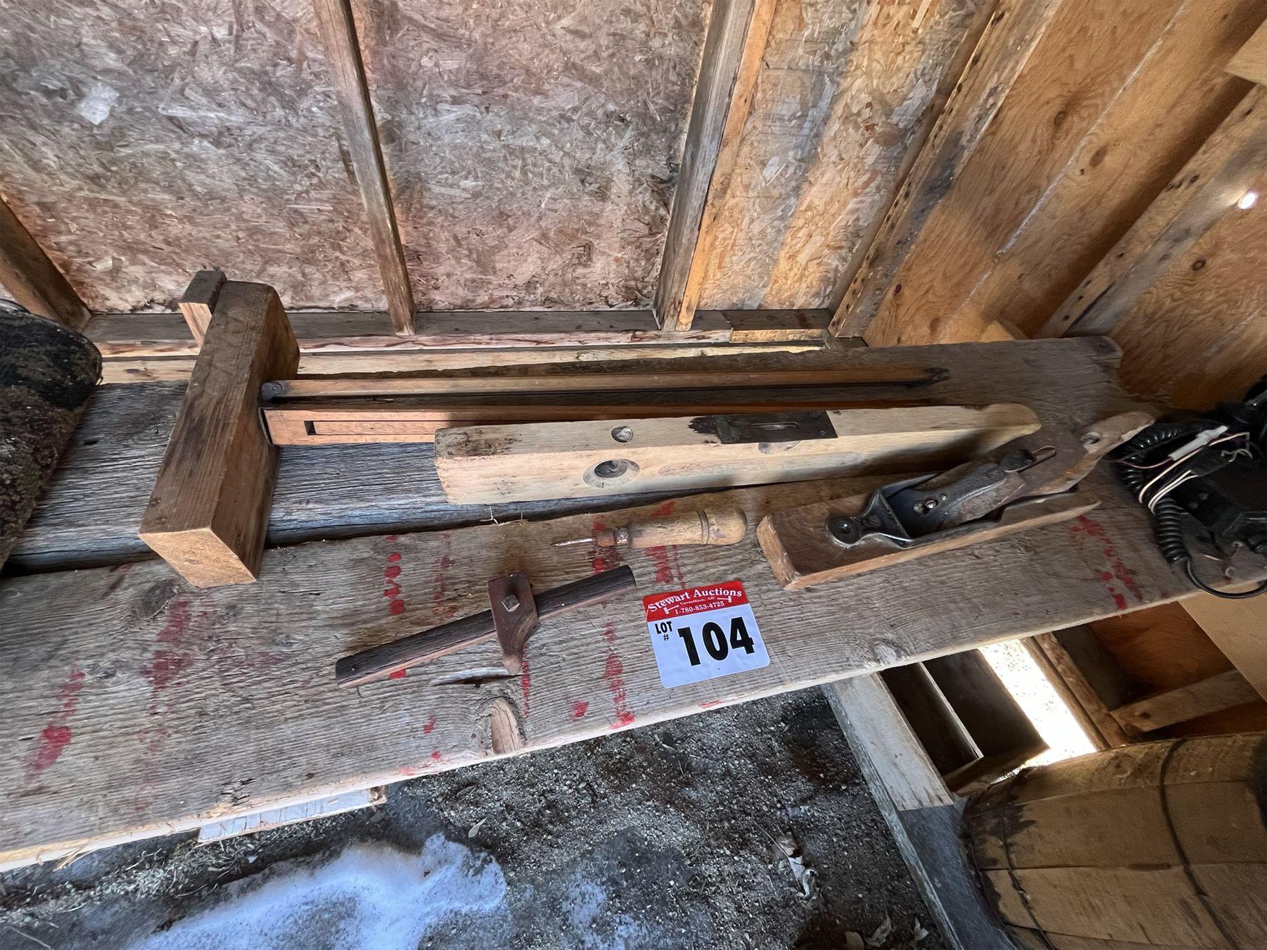 Wood Level, Planer, Tripod, Markers