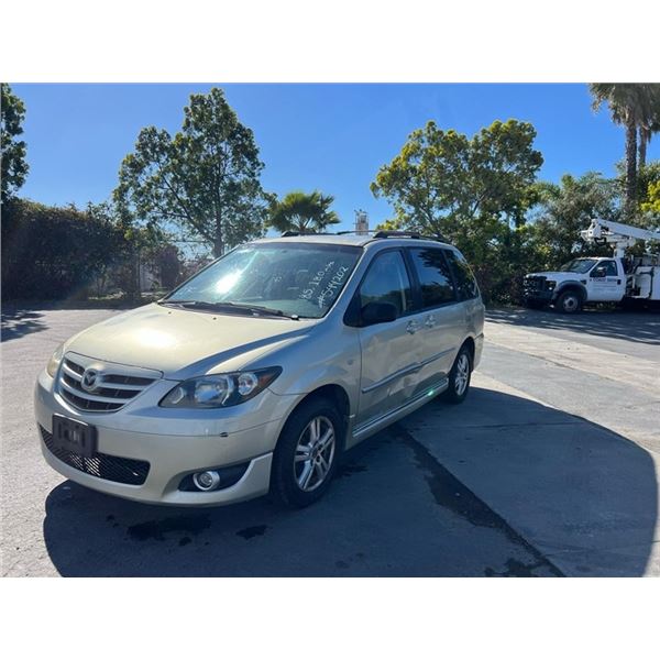 2005 Mazda MPV