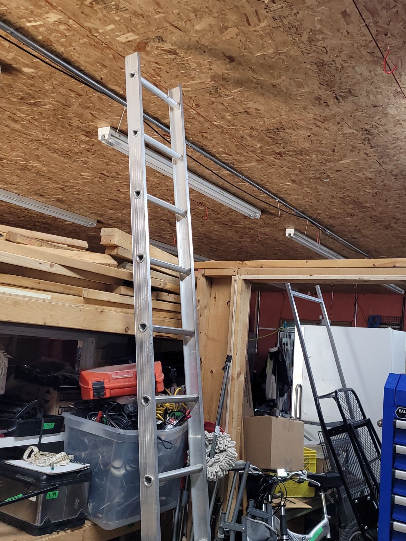 Approx 9 foot Aluminum Ladder