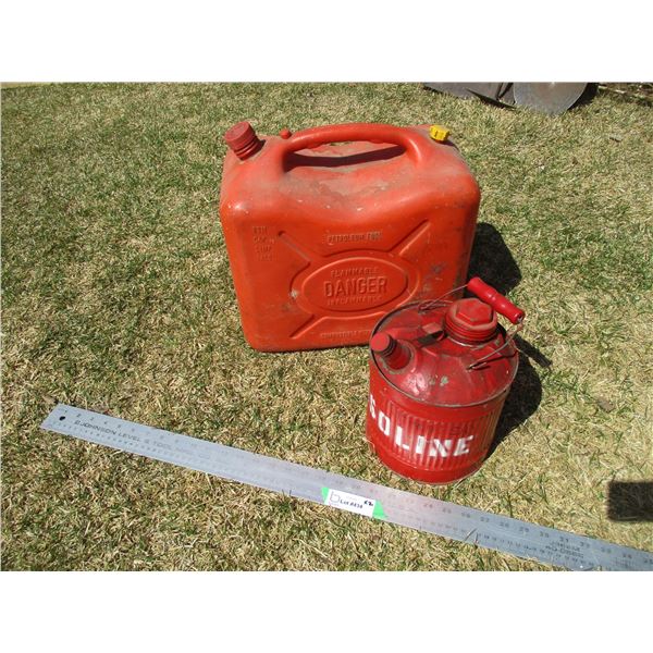 (2) Gas Cans - Bodnarus Auctioneering