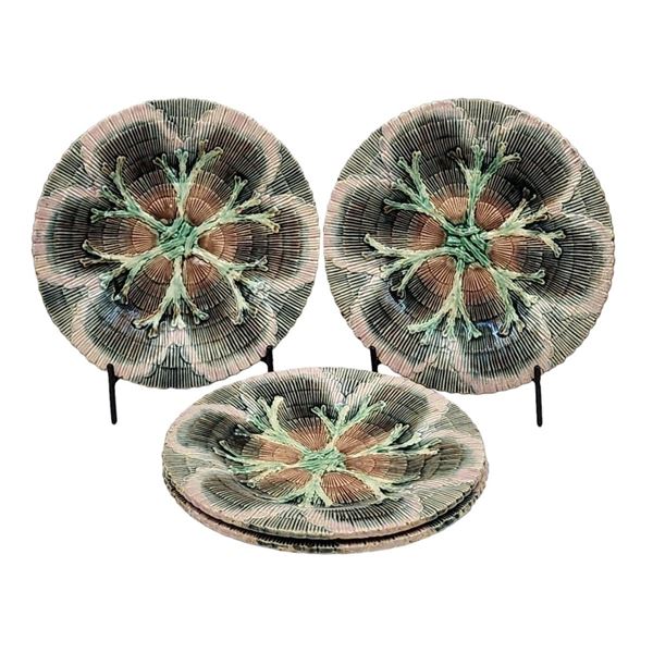 A Set Of 4 Antique Griffin Smith Hill Majolica Oyster Shell & Seaweed ...