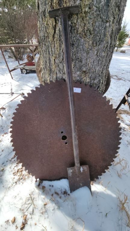 Large saw blade, Metal spade