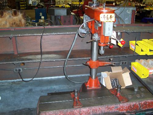 650 IDL Valve Guide & Seal Machine w/ Tooling