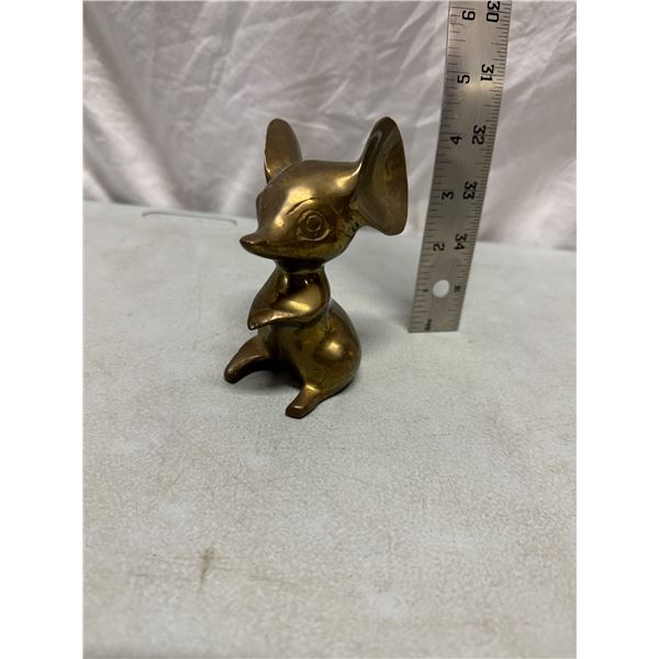 Brass mouse