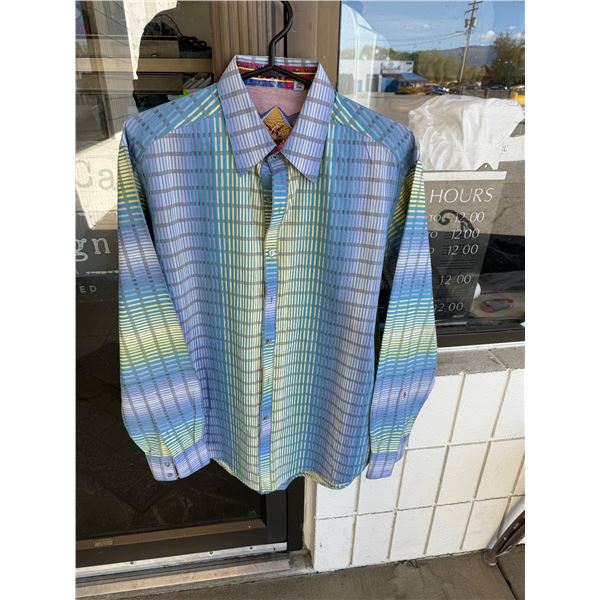 Robert Graham medium