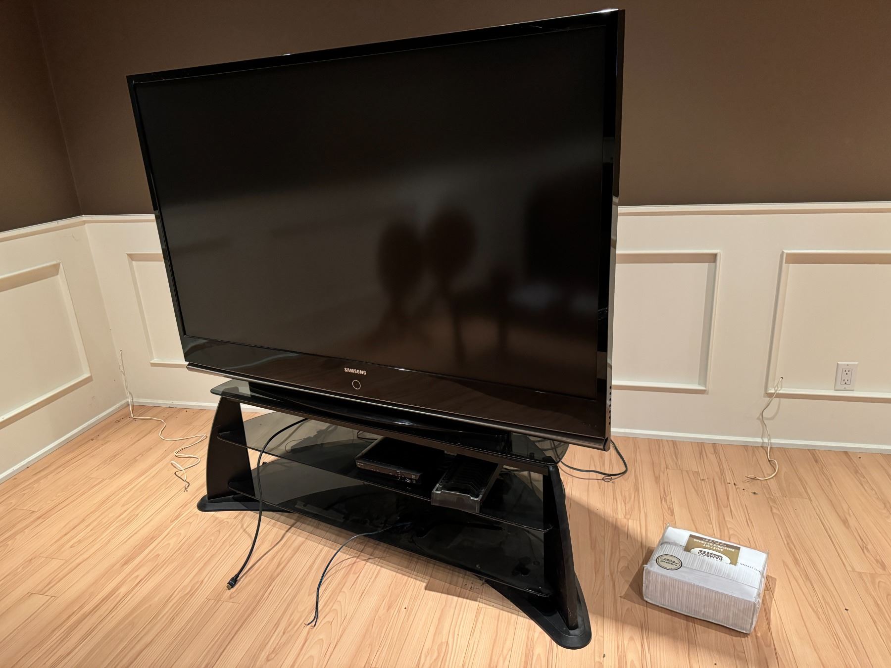 Samsung 67" tv