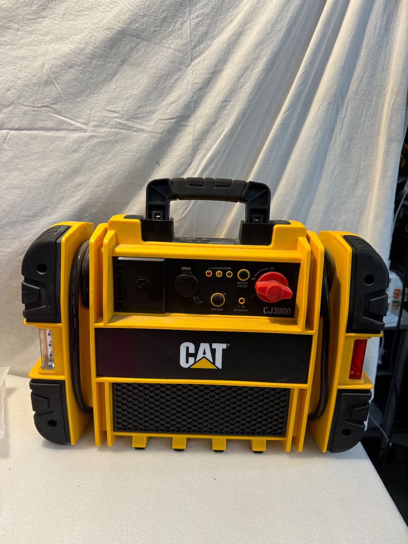 CAT jump starter