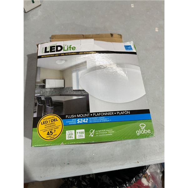 Light fixture