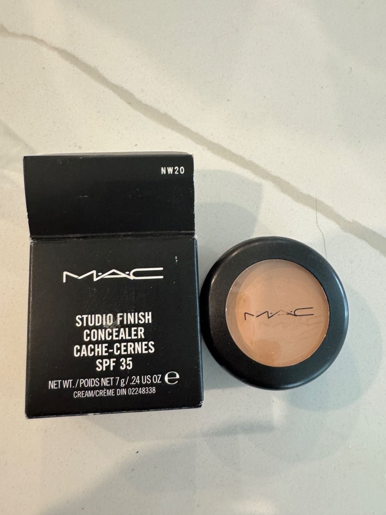 MAC studio finish concealer