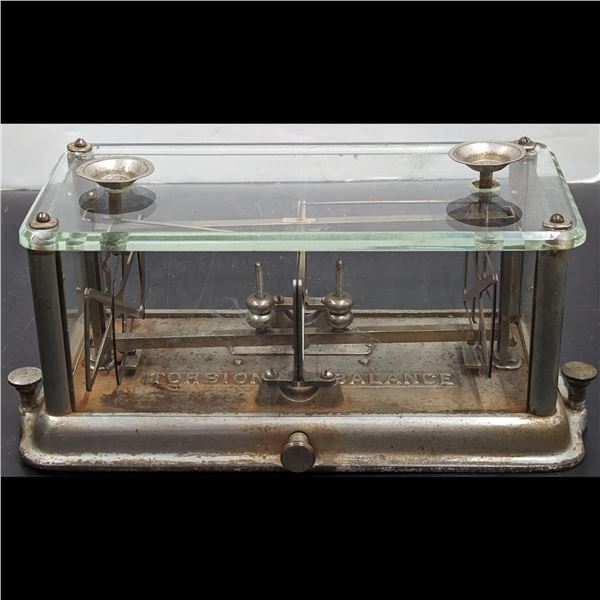 Antique Torsion Balance Co. Glass 10lb Scale, Style 270