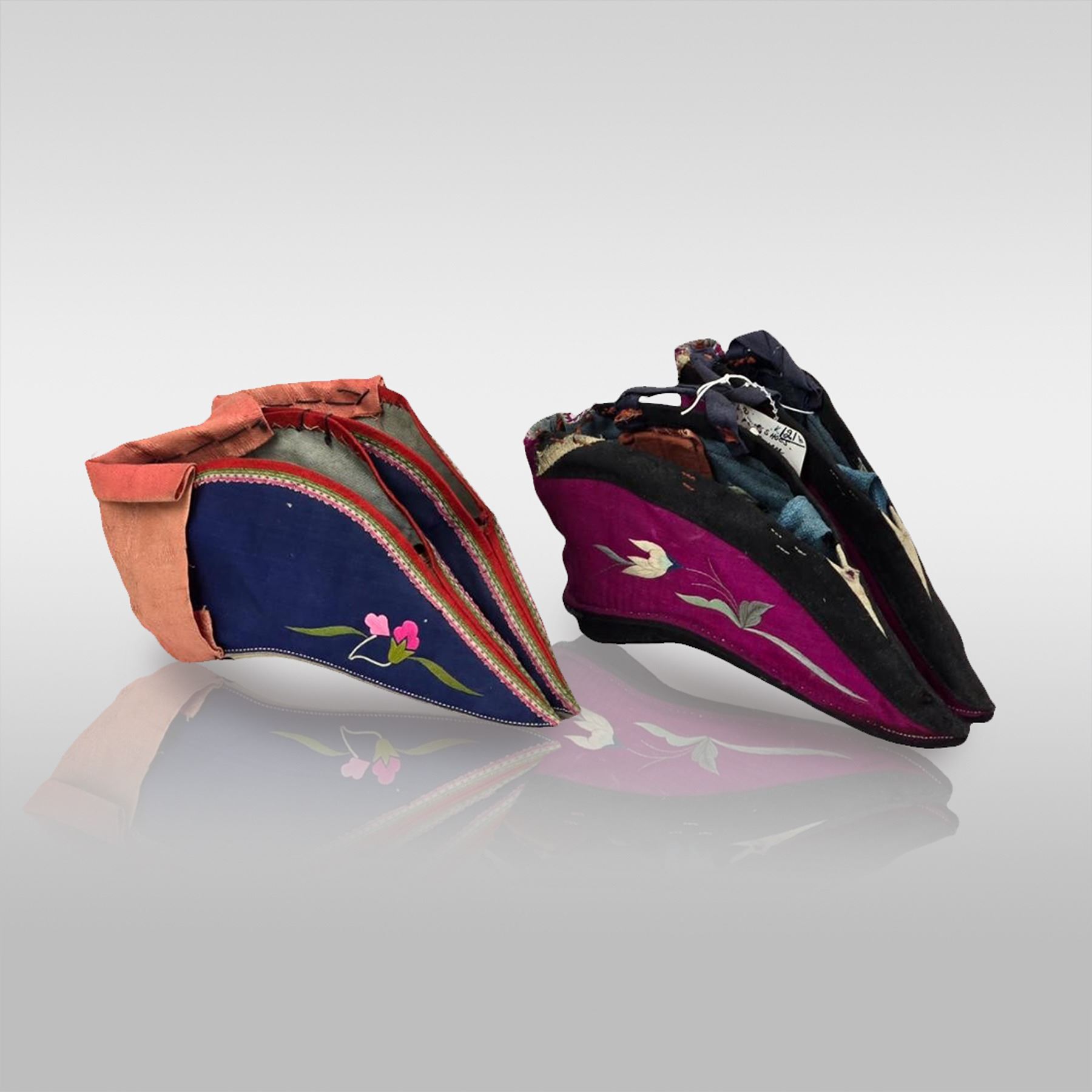 Antique Chinese Silk Shoes Qing Dynasty, Silk Embroidered Shoes (2 Pairs)