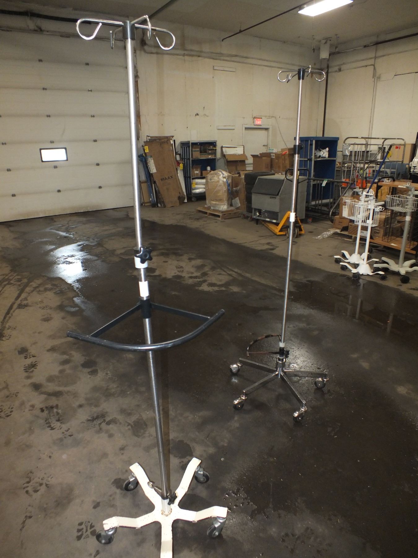 8 IV Poles