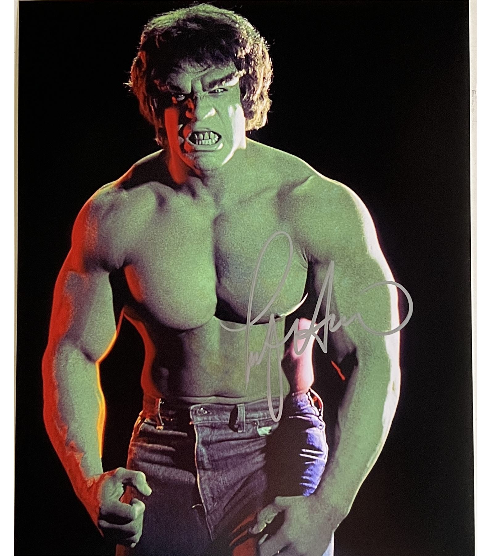 Incredible Hulk Lou Ferrigno signed photo